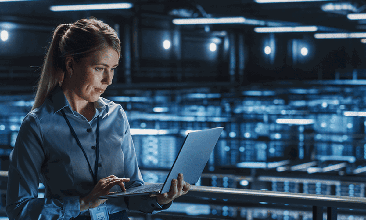 Cloud Computing Essentials with Azure Management | GenAI Works